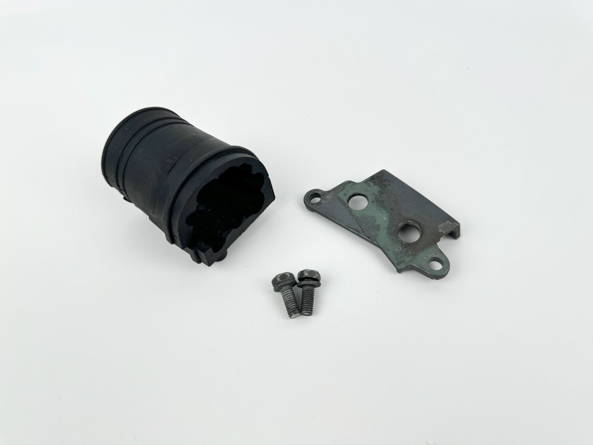 1995 Yamaha 250 HP 2 Stroke Outboard Cable Cover Plate 61A-42738-00-5B